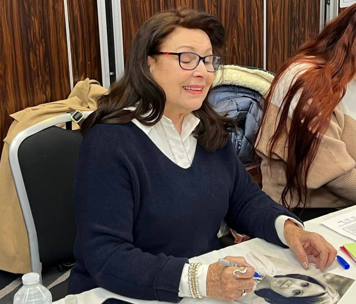 DIANE KEEN - Laura Dickens in The Sandbaggers- hand signed 10 x 8 phot ...