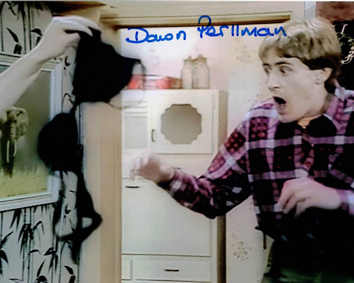 DAWN PERLLMAN - Amanda in Only Fools & Horses - Video Nasty - hand sig ...