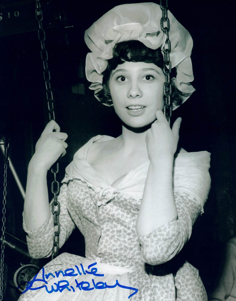 ANNETTE WHITELEY - Mary in The Black Torment- hand signed 10 x 8 photo ...