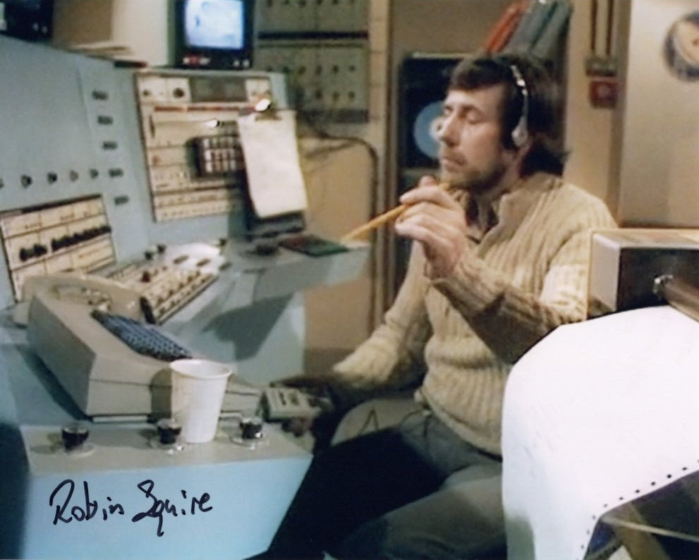 ROBIN SQUIRE - Pharos Project Boffin in Doctor Who- Logopolis - hand s ...