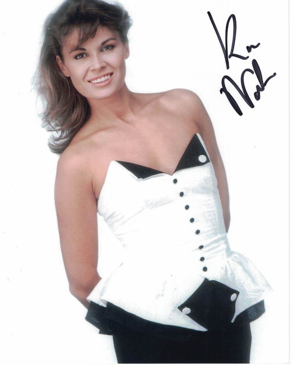 KIM NORTON- Zorin Party Girl in James Bond A View To A Kill – Autographica