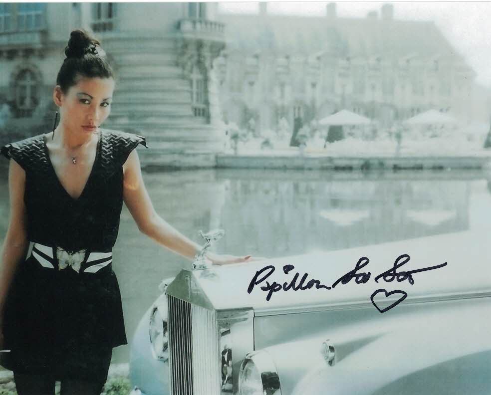 PAPILLON SOO SOO - Pan Ho - A View To A Kill – Autographica