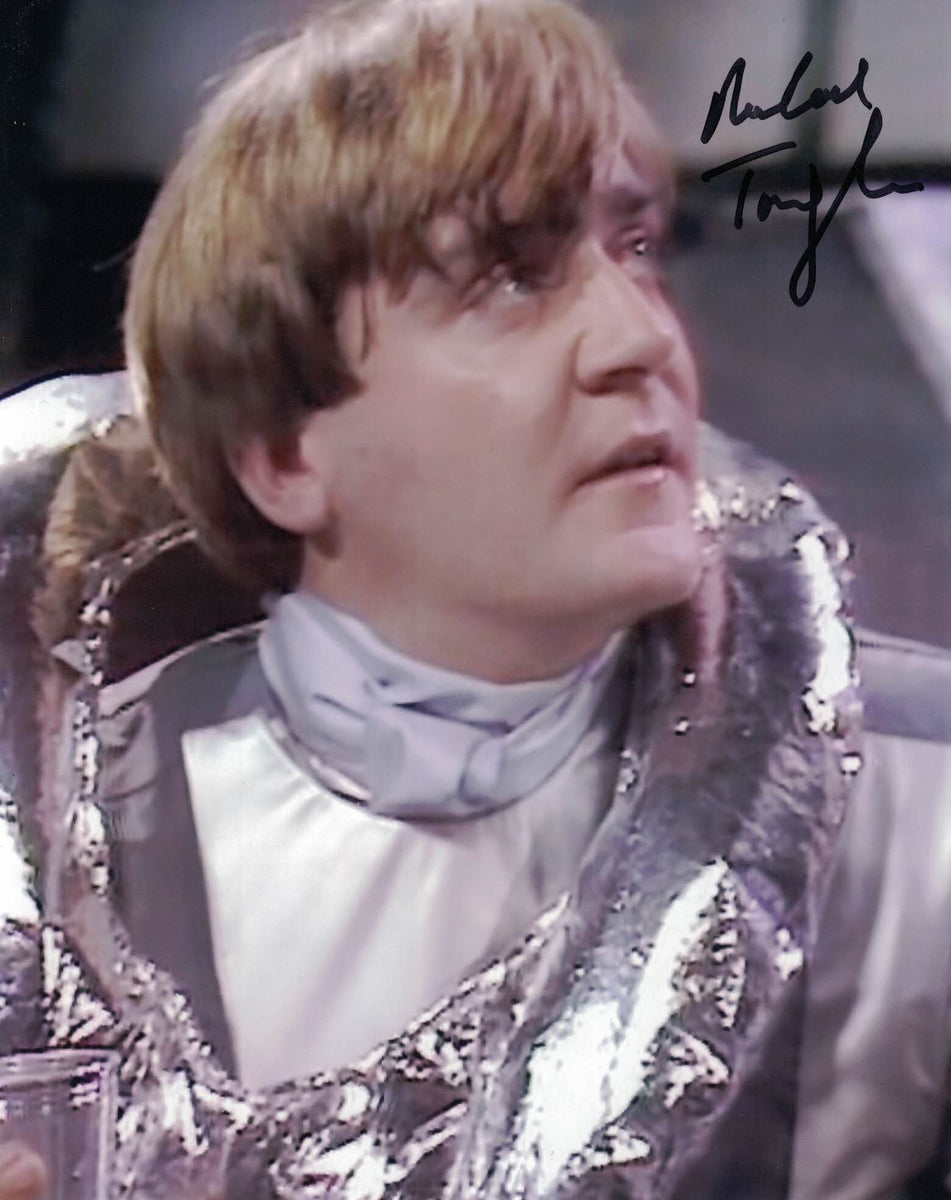 MICHAEL TROUGHTON - Pilot 4 0 in Children of Auron Blake's 7 hand sign ...