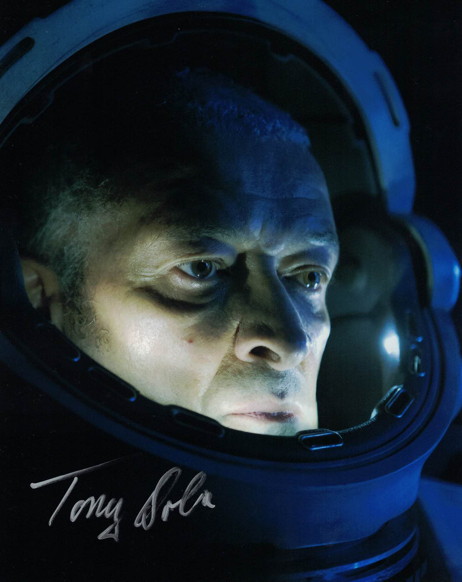 TONY OSOBA - Duke in Kill The Moon - Doctor Who hand signed 10 x 8 pho ...