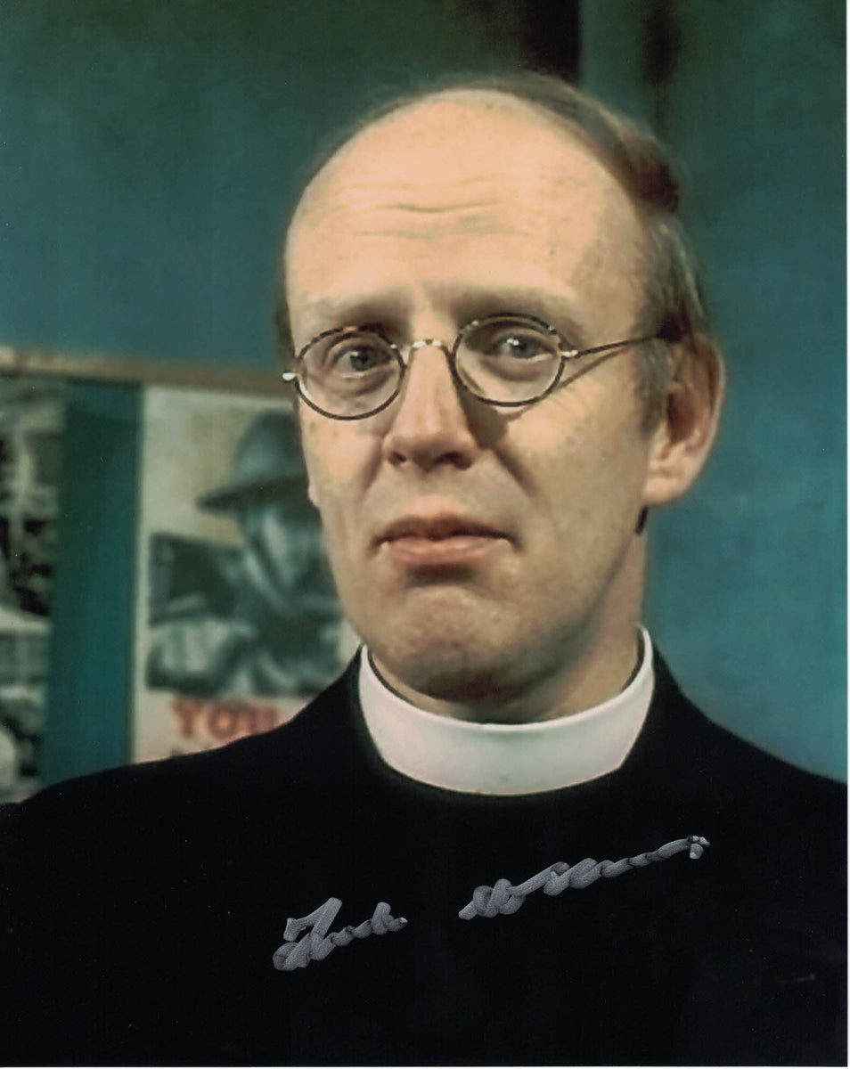 FRANK WILLIAMS - The Rev Timothy Farthing in Dad's Army – Autographica